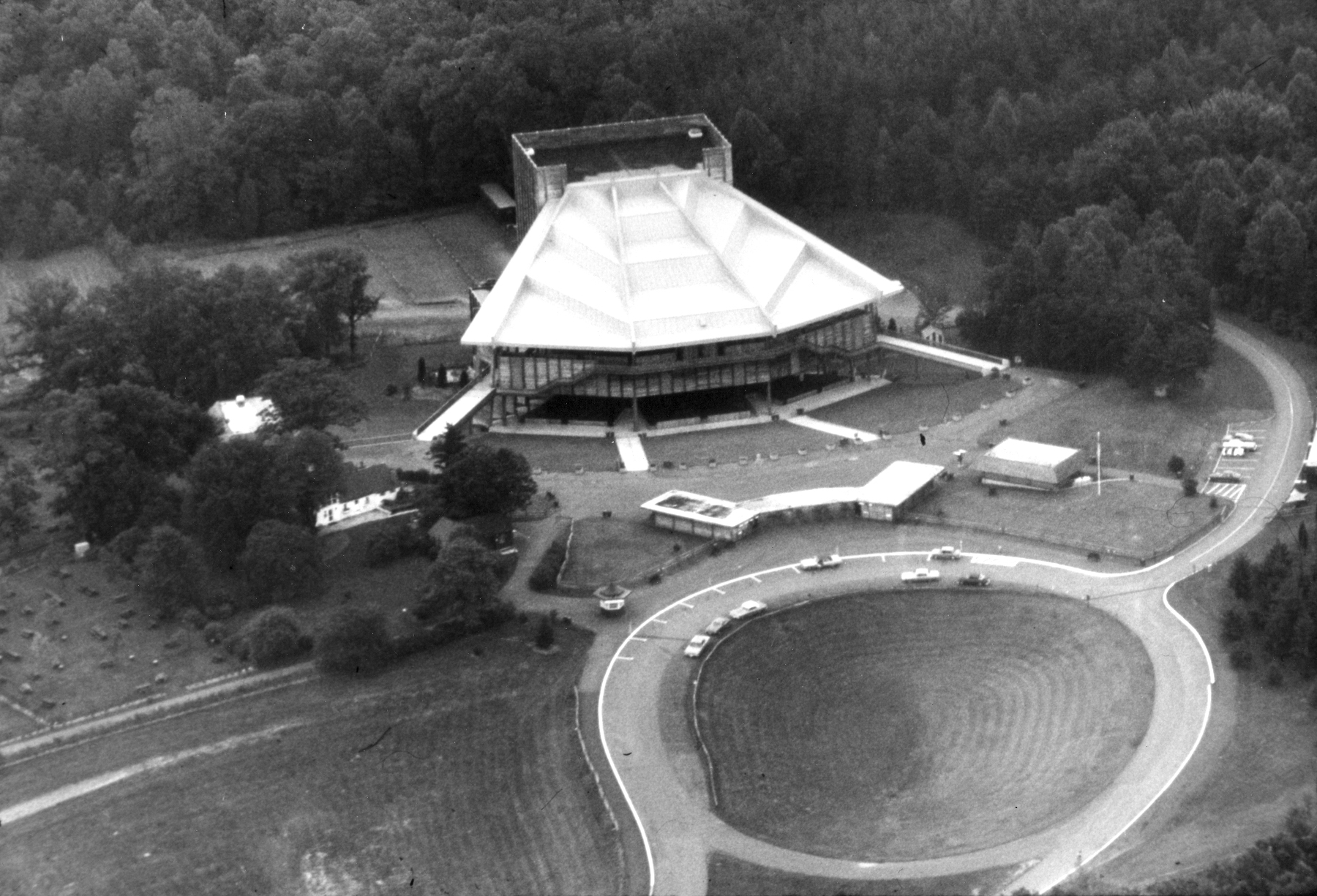 Filene Center at Wolf Trap || Architect Edward F. Knowles + Architect ...